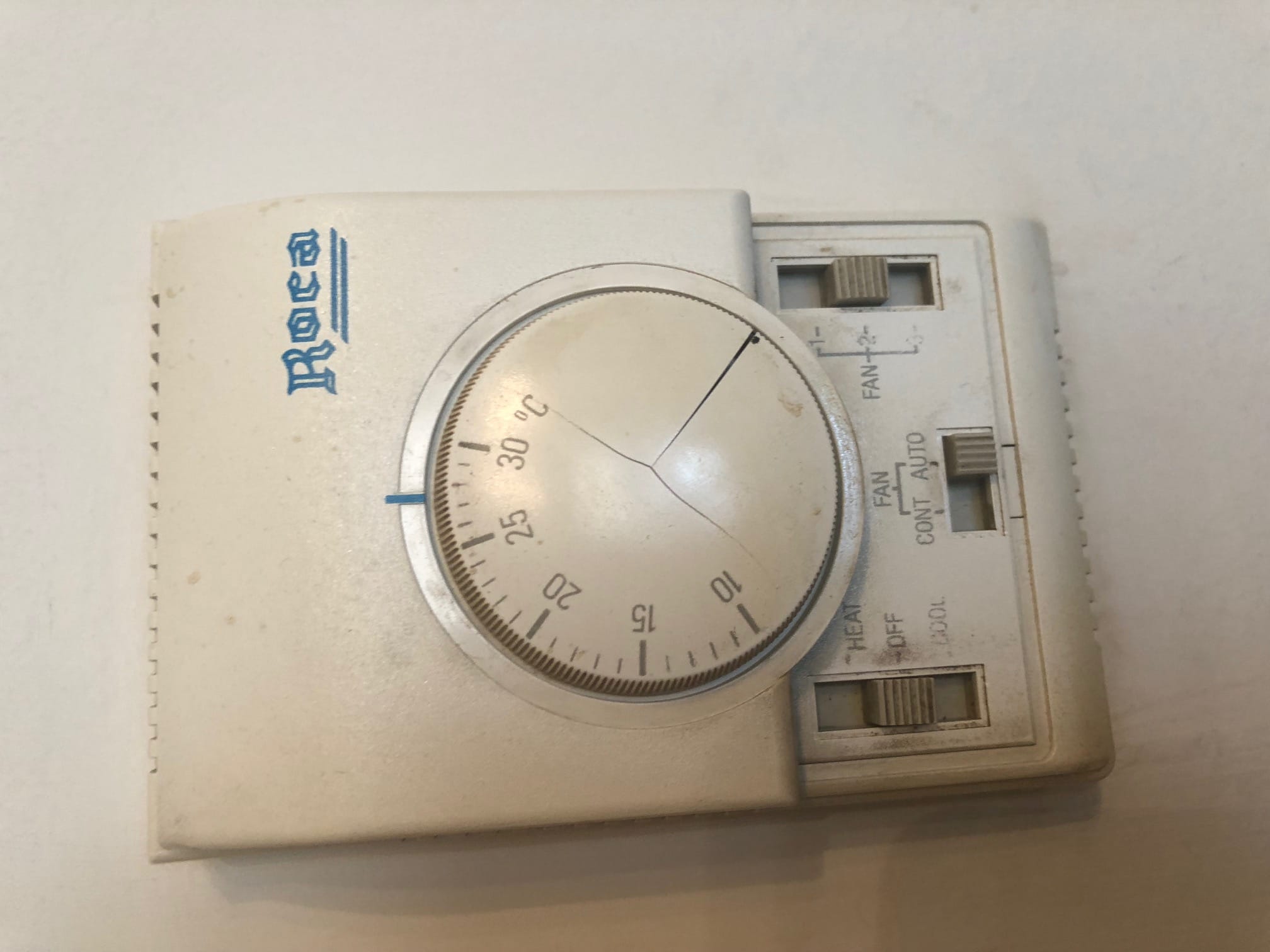 Cambiar termostato Roca por Digital - Calefacción y Aire acondicionado ...